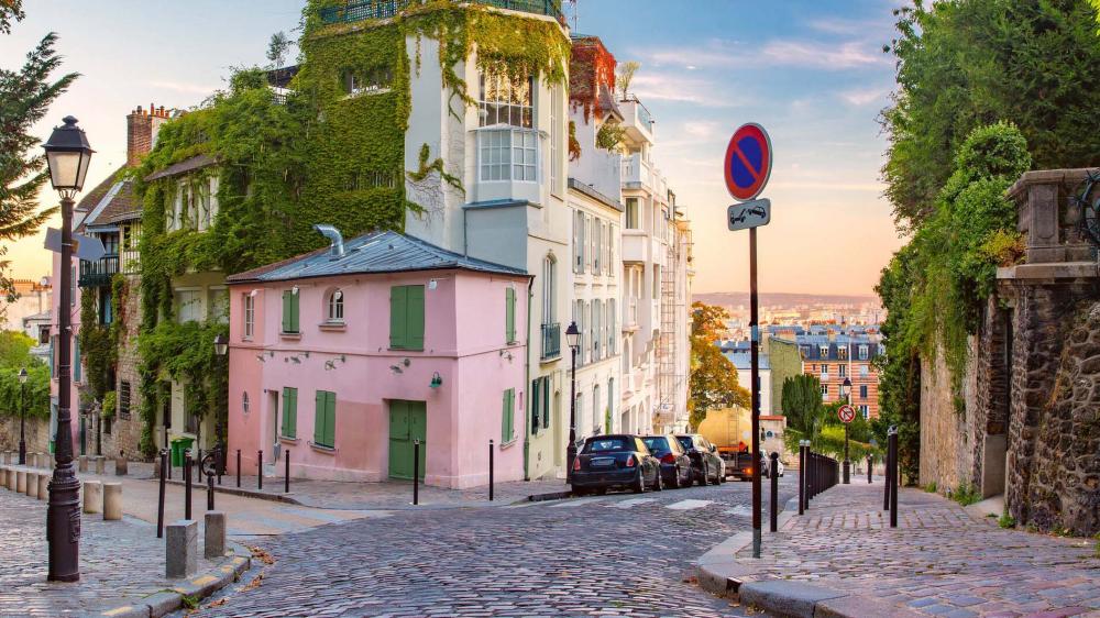 French: Peter Symonds College