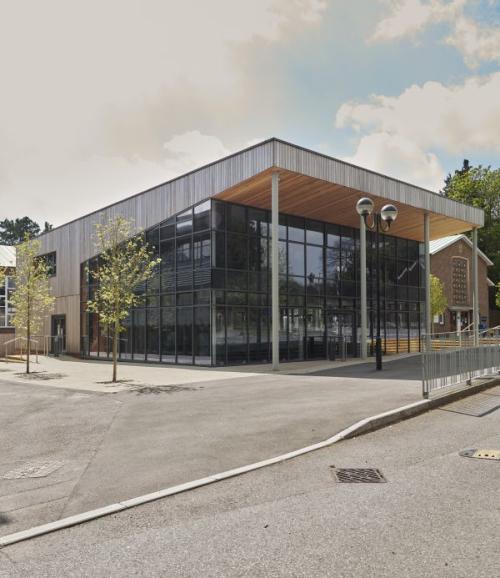 Latest News: Peter Symonds College